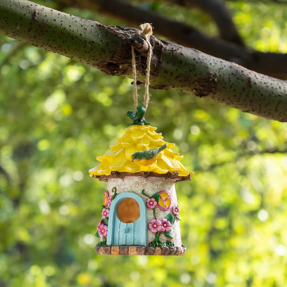 Wayfair's Charming Birdhouse Is Giving Storybook Vibes - PetHelpful