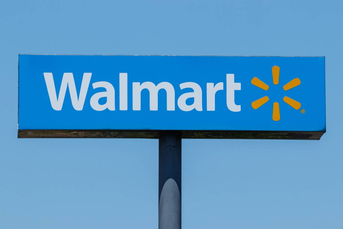 Walmart's $11 Solar Hummingbird Wind Chime Is the Easiest Way to ...