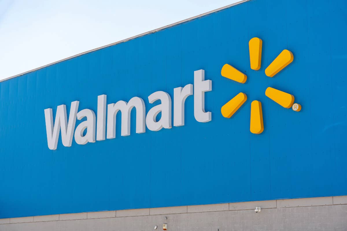 Walmart's Stunning $33 Bird Bath Doubles As a Solar Fountain, and Birds ...