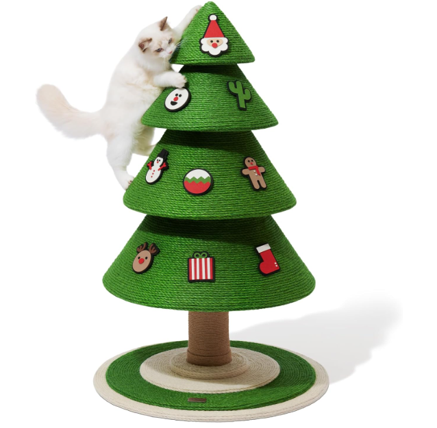 Orange Cat Gets His Own Christmas Tree and He ‘Absolutely Loves It ...