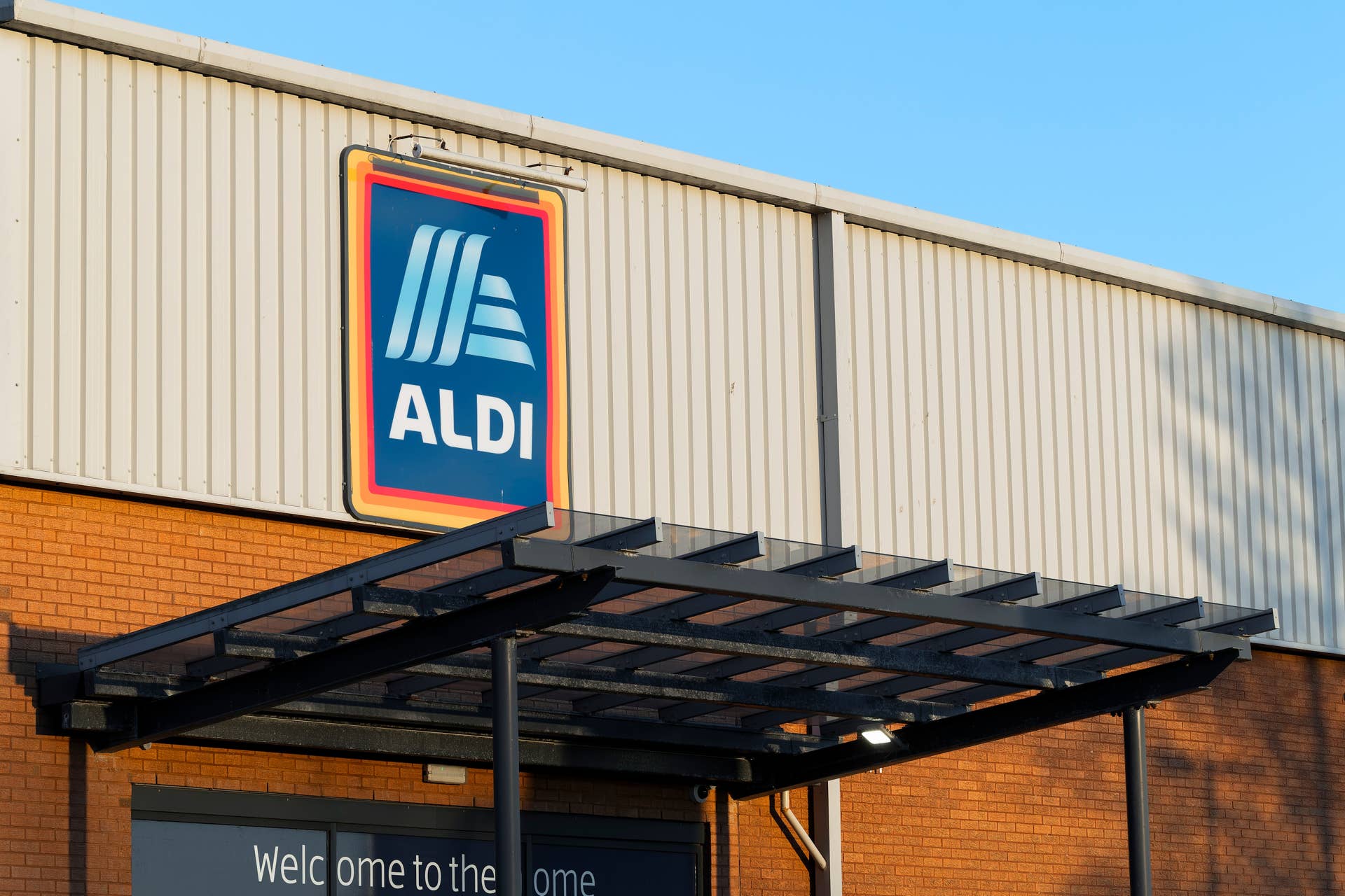 Aldi's New Food Storage Container Is Perfect for Dog Lovers - PetHelpful