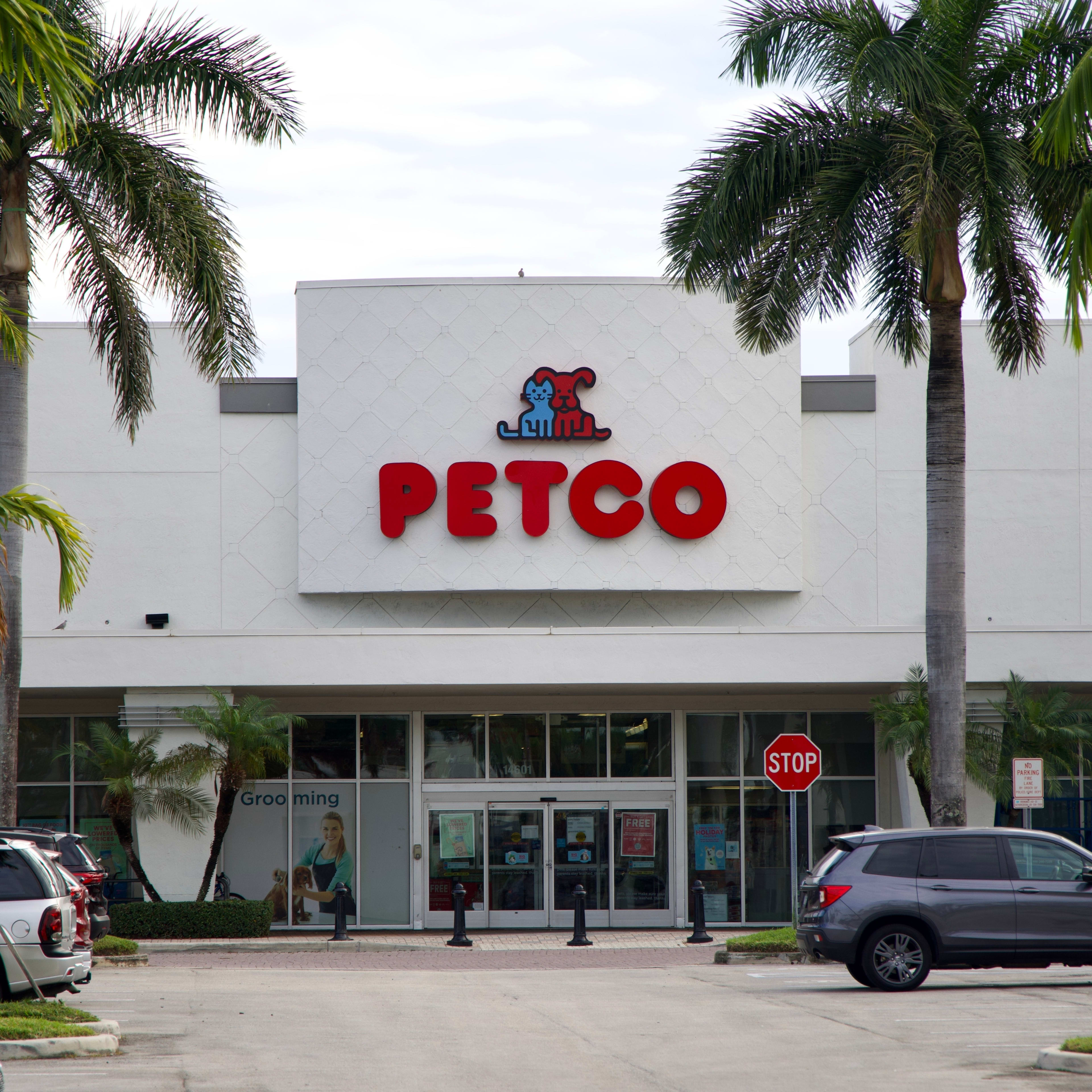 Petco Store Closures Leave Pet Parents Stunned Nationwide - PetHelpful