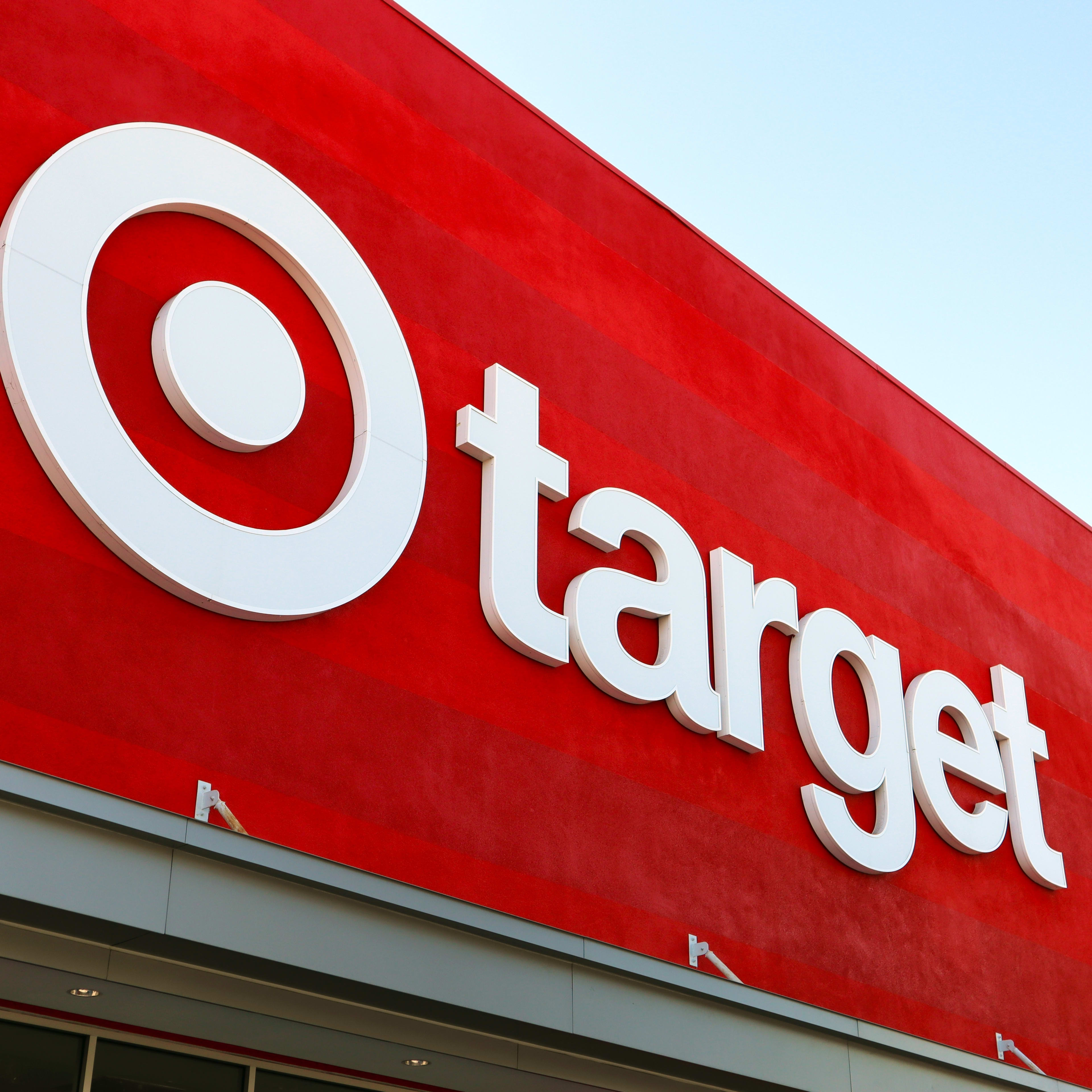 How to Build a Salamander Vivarium or Terrarium - PetHelpful