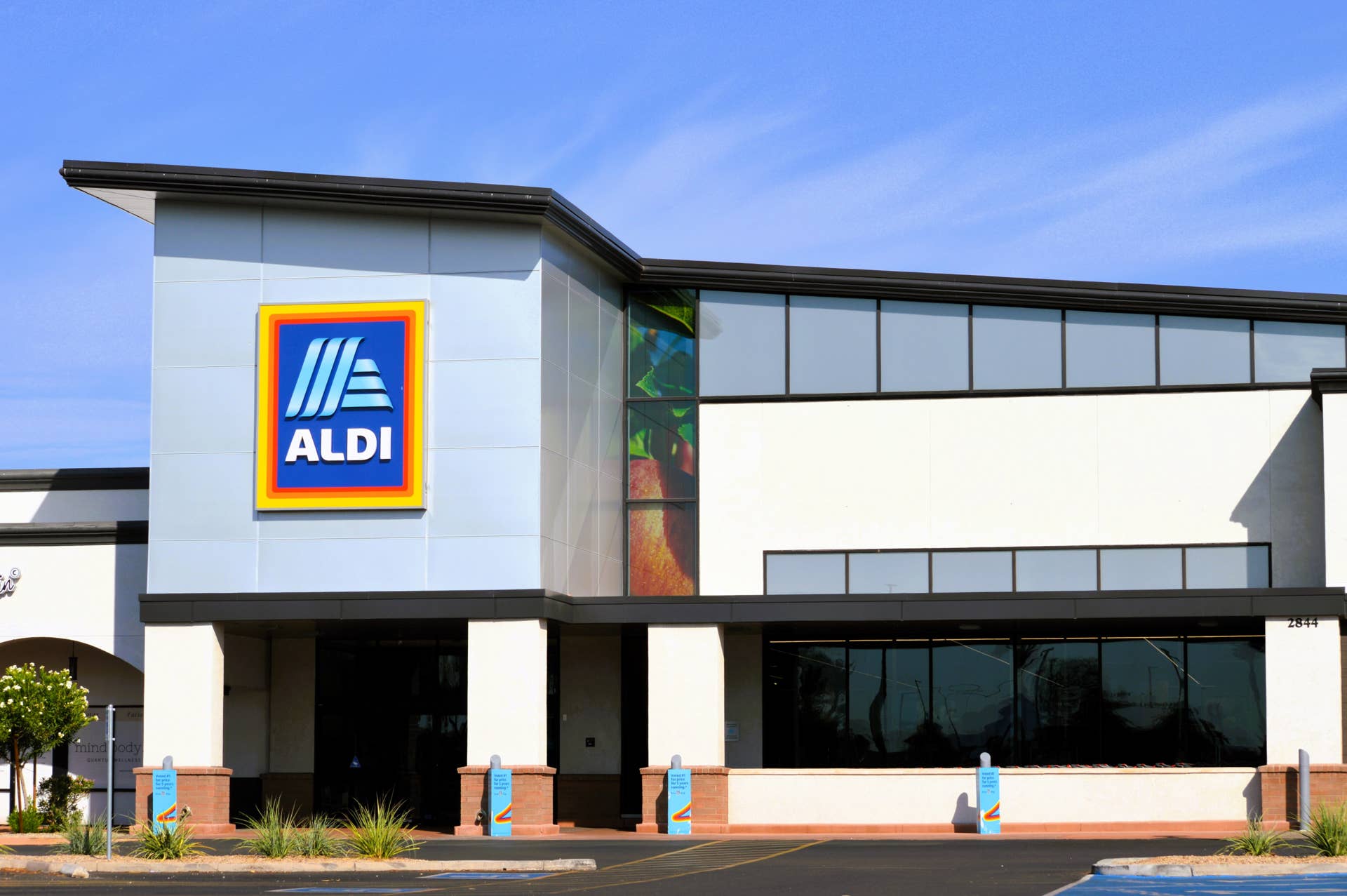 Aldi's New Pet Food Storage Solution Is a Game Changer - PetHelpful