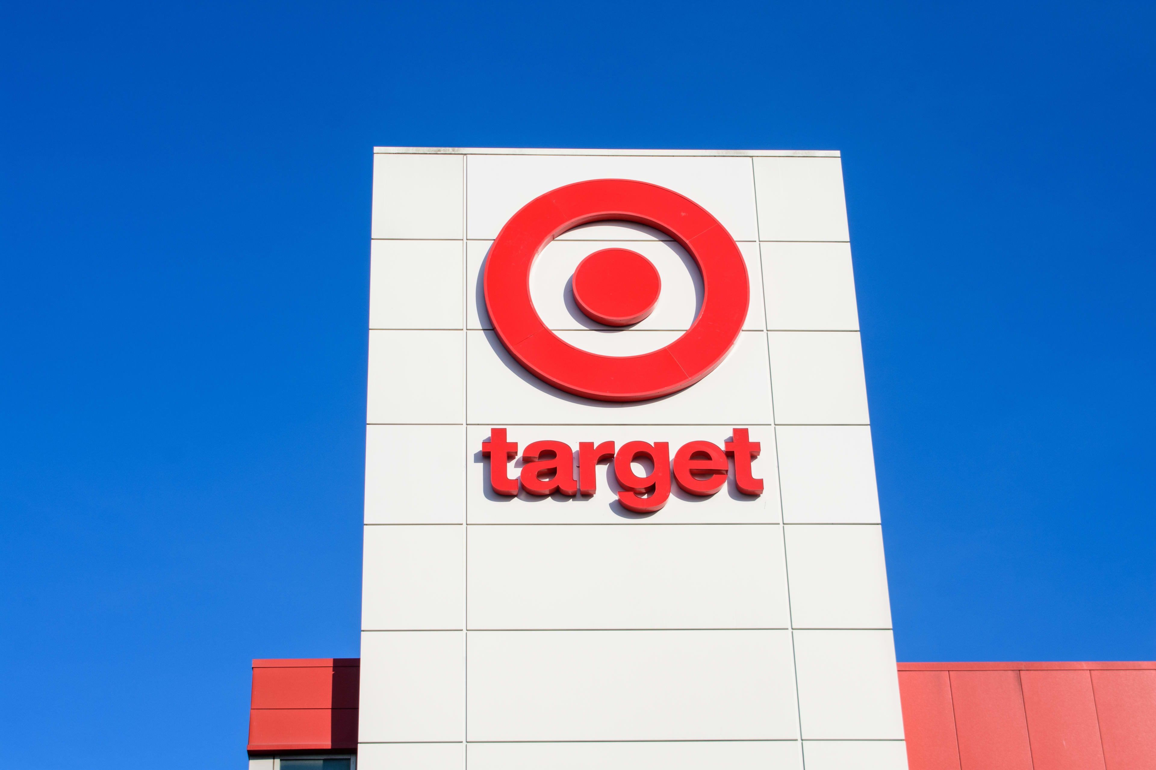 Target's Antique-Inspired Hummingbird Feeder Is So Durable - PetHelpful